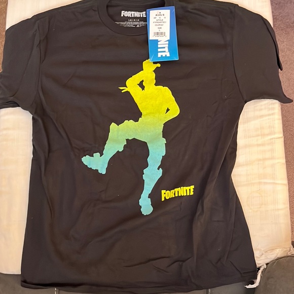 Kohl's | Shirts & Tops | Nwt Fortnite Kids Size Large | Poshmark